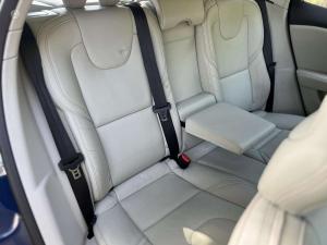 Blue Volvo V40 2016 in Kazlu Ruda, with an engine capacity of 1.97 L and mileage of 248 thousand km for 8000 €, photo 32 on AUTOMOTO.COM.LV