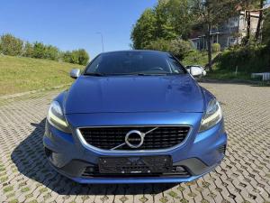 Blue Volvo V40 2016 in Kaunas, with an engine capacity of 1.97 L and mileage of 224 thousand km for 8950 €, photo 4 on AUTOMOTO.COM.LV
