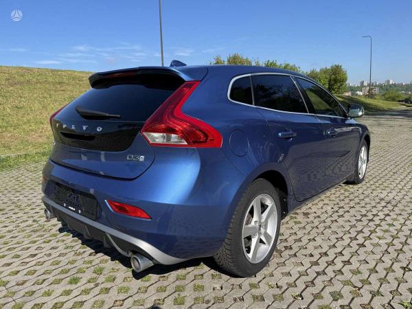 Zils Volvo V40 2016 Kauņa, ar dzinēja tilpumu 1.97 L un nobraukumu 224 tūkst. km par 8950 €, foto 7 vietnē AUTOMOTO.COM.LV