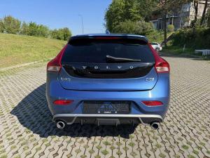 Blue Volvo V40 2016 in Kaunas, with an engine capacity of 1.97 L and mileage of 224 thousand km for 8950 €, photo 8 on AUTOMOTO.COM.LV