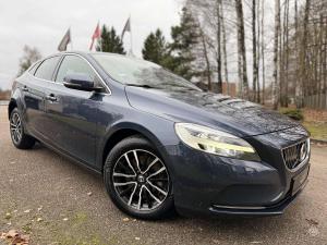 Zils Volvo V40 2017 Kazlų Rūda, ar dzinēja tilpumu 1.97 L un nobraukumu 256 tūkst. km par 9700 €, foto 2 vietnē AUTOMOTO.COM.LV