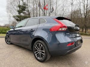 Zils Volvo V40 2017 Kazlų Rūda, ar dzinēja tilpumu 1.97 L un nobraukumu 256 tūkst. km par 9700 €, foto 17 vietnē AUTOMOTO.COM.LV