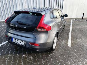 Zils Volvo V40 2017 Viļņa, ar dzinēja tilpumu 1.97 L un nobraukumu 184 tūkst. km par 9000 €, foto 3 vietnē AUTOMOTO.COM.LV