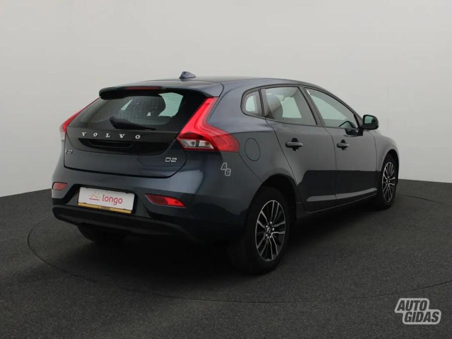 Zils Volvo V40 2017 Viļņa, ar dzinēja tilpumu 2.00 L un nobraukumu 116 tūkst. km par 10499 €, foto 9 vietnē AUTOMOTO.COM.LV