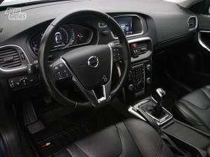 Zils Volvo V40 2017 Viļņa, ar dzinēja tilpumu 2.00 L un nobraukumu 116 tūkst. km par 10499 €, foto 17 vietnē AUTOMOTO.COM.LV