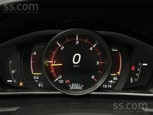 Blue Volvo V40 2017 in Riga, with an engine capacity of 2.00 L and mileage of 264 thousand km for 14200 €, photo 14 on AUTOMOTO.COM.LV