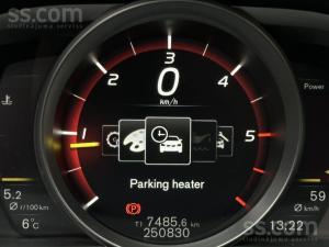 Blue Volvo V40 2017 in Riga, with an engine capacity of 2.00 L and mileage of 264 thousand km for 14200 €, photo 15 on AUTOMOTO.COM.LV