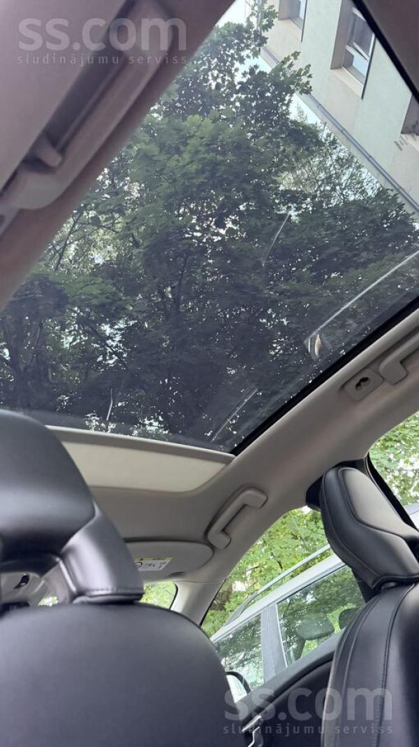 Zils Volvo V40 2017 Aizkraukle, ar dzinēja tilpumu 2.00 L un nobraukumu 212 tūkst. km par 10200 €, foto 8 vietnē AUTOMOTO.COM.LV