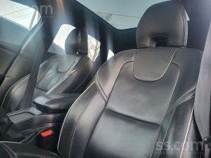 Zils Volvo V40 2017 Jelgava, ar dzinēja tilpumu 2.00 L un nobraukumu 253 tūkst. km par 9250 €, foto 14 vietnē AUTOMOTO.COM.LV