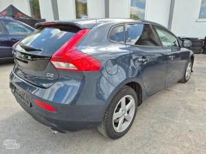 Zils Volvo V40 2018 Viļņa, ar dzinēja tilpumu 2.00 L un nobraukumu 115 tūkst. km par 8190 €, foto 4 vietnē AUTOMOTO.COM.LV