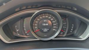 Zils Volvo V40 2018 Viļņa, ar dzinēja tilpumu 1.97 L un nobraukumu 193 tūkst. km par 11000 €, foto 8 vietnē AUTOMOTO.COM.LV
