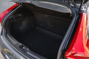 Zils Volvo V40 2018 Jelgava, ar dzinēja tilpumu 2.00 L un nobraukumu 148 tūkst. km par 12500 €, foto 14 vietnē AUTOMOTO.COM.LV