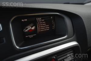 Zils Volvo V40 2018 Jelgava, ar dzinēja tilpumu 2.00 L un nobraukumu 148 tūkst. km par 12500 €, foto 19 vietnē AUTOMOTO.COM.LV