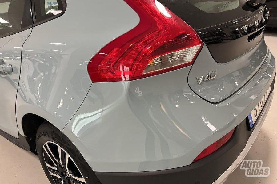 Zils Volvo V40 2019 Kauņa, ar dzinēja tilpumu 0.00 L un nobraukumu 71 tūkst. km par 22428 €, foto 7 vietnē AUTOMOTO.COM.LV