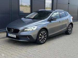 Blue Volvo V40 2019 in Vilnius, with an engine capacity of 1.97 L and mileage of 312 thousand km for 8800 €, photo  on AUTOMOTO.COM.LV