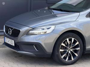 Blue Volvo V40 2019 in Vilnius, with an engine capacity of 1.97 L and mileage of 312 thousand km for 8800 €, photo 24 on AUTOMOTO.COM.LV