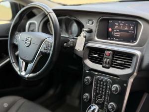 Blue Volvo V40 2019 in Vilnius, with an engine capacity of 1.97 L and mileage of 312 thousand km for 8800 €, photo 30 on AUTOMOTO.COM.LV