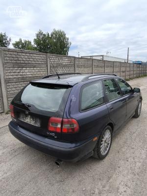 Синий Вольво В40 1998 в Паневежис, объемом двигателя 1.60 л и пробегом 170 тыс. км за 250 €, фото 5 на AUTOMOTO.COM.LV