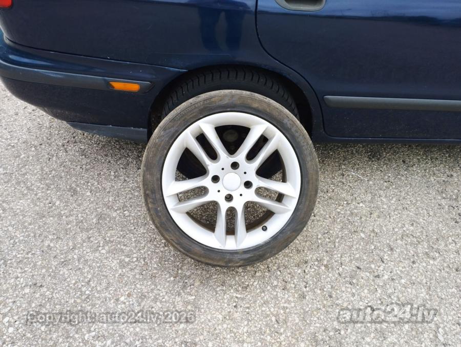 Zils Volvo V40 1998 Tartu, ar dzinēja tilpumu 1.60 L un nobraukumu 260 tūkst. km par 500 €, foto 6 vietnē AUTOMOTO.COM.LV