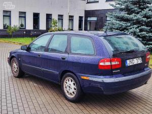 Blue Volvo V40 2001 in Vilnius, with an engine capacity of 1.90 L and mileage of 290 thousand km for 850 €, photo 7 on AUTOMOTO.COM.LV