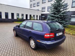 Zils Volvo V40 2001 Viļņa, ar dzinēja tilpumu 1.90 L un nobraukumu 350 tūkst. km par 850 €, foto 15 vietnē AUTOMOTO.COM.LV