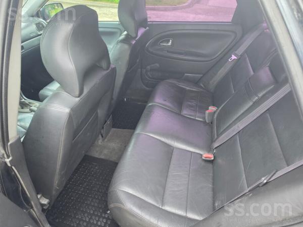 Zils Volvo V40 2001 Valmiera, ar dzinēja tilpumu 1.90 L un nobraukumu 340 tūkst. km par 680 €, foto 4 vietnē AUTOMOTO.COM.LV