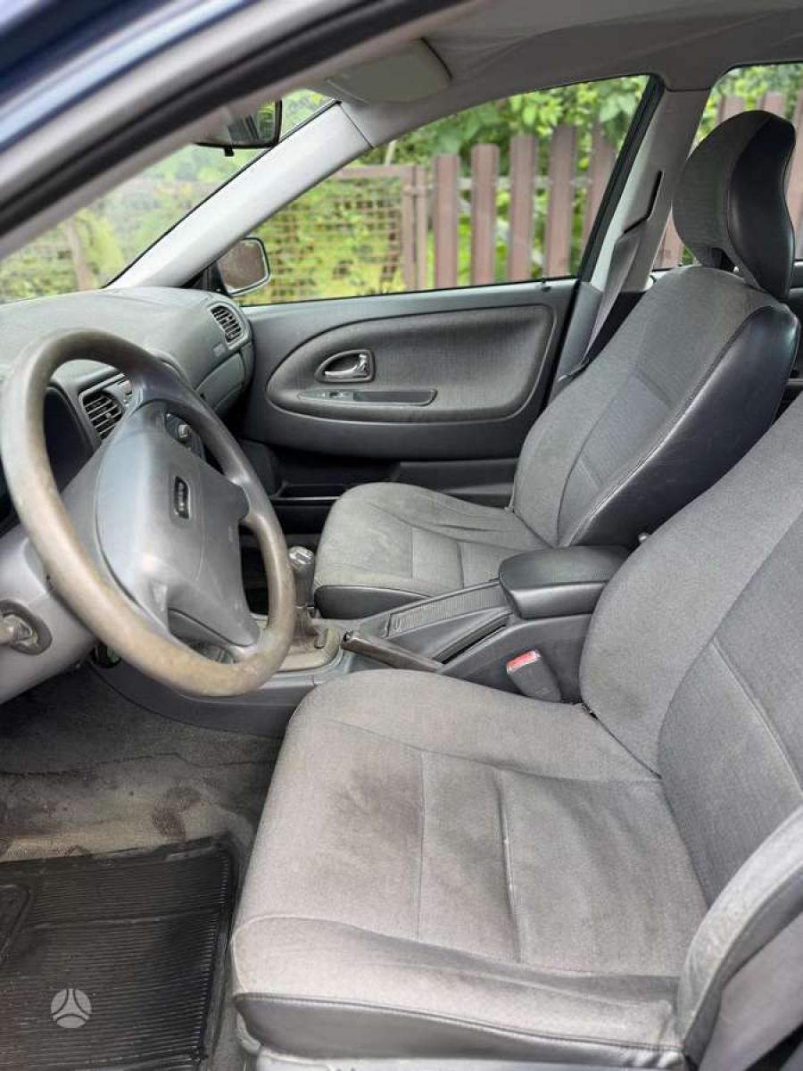 Blue Volvo V40 2001 in Kaunas, with an engine capacity of 1.87 L and mileage of 235 thousand km for 650 €, photo 13 on AUTOMOTO.COM.LV