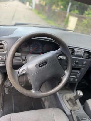 Blue Volvo V40 2001 in Kaunas, with an engine capacity of 1.87 L and mileage of 235 thousand km for 650 €, photo 20 on AUTOMOTO.COM.LV