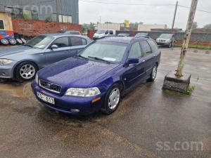 Blue Volvo V40 2002 in Jekabpils, with an engine capacity of 1.90 L and mileage of 320 thousand km for 6700 €, photo 1 on AUTOMOTO.COM.LV