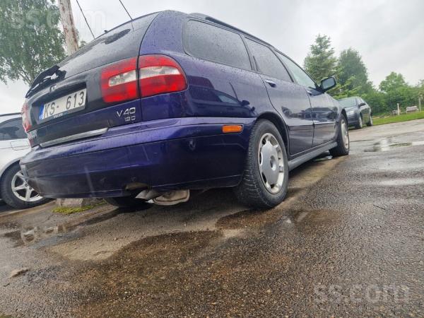 Blue Volvo V40 2002 in Jekabpils, with an engine capacity of 1.90 L and mileage of 320 thousand km for 1000 €, photo 4 on AUTOMOTO.COM.LV