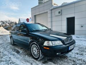 Blue Volvo V40 2002 in Riga, with an engine capacity of 1.90 L and mileage of 277 thousand km for 1650 €, photo 5 on AUTOMOTO.COM.LV