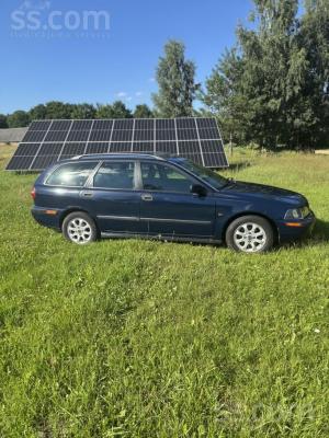 Blue Volvo V40 2003 in Jekabpils, with an engine capacity of 1.90 L and mileage of 337 thousand km for 1300 €, photo 7 on AUTOMOTO.COM.LV