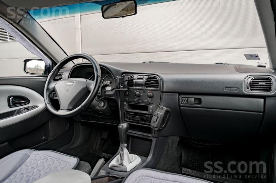 Zils Volvo V40 2004 Rīga, ar dzinēja tilpumu 1.90 L un nobraukumu 0 tūkst. km par 1493 €, foto 14 vietnē AUTOMOTO.COM.LV