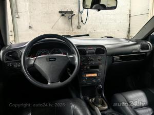 Zils Volvo V40 2004 Viljandi, ar dzinēja tilpumu 1.90 L un nobraukumu 240 tūkst. km par 3390 €, foto 4 vietnē AUTOMOTO.COM.LV