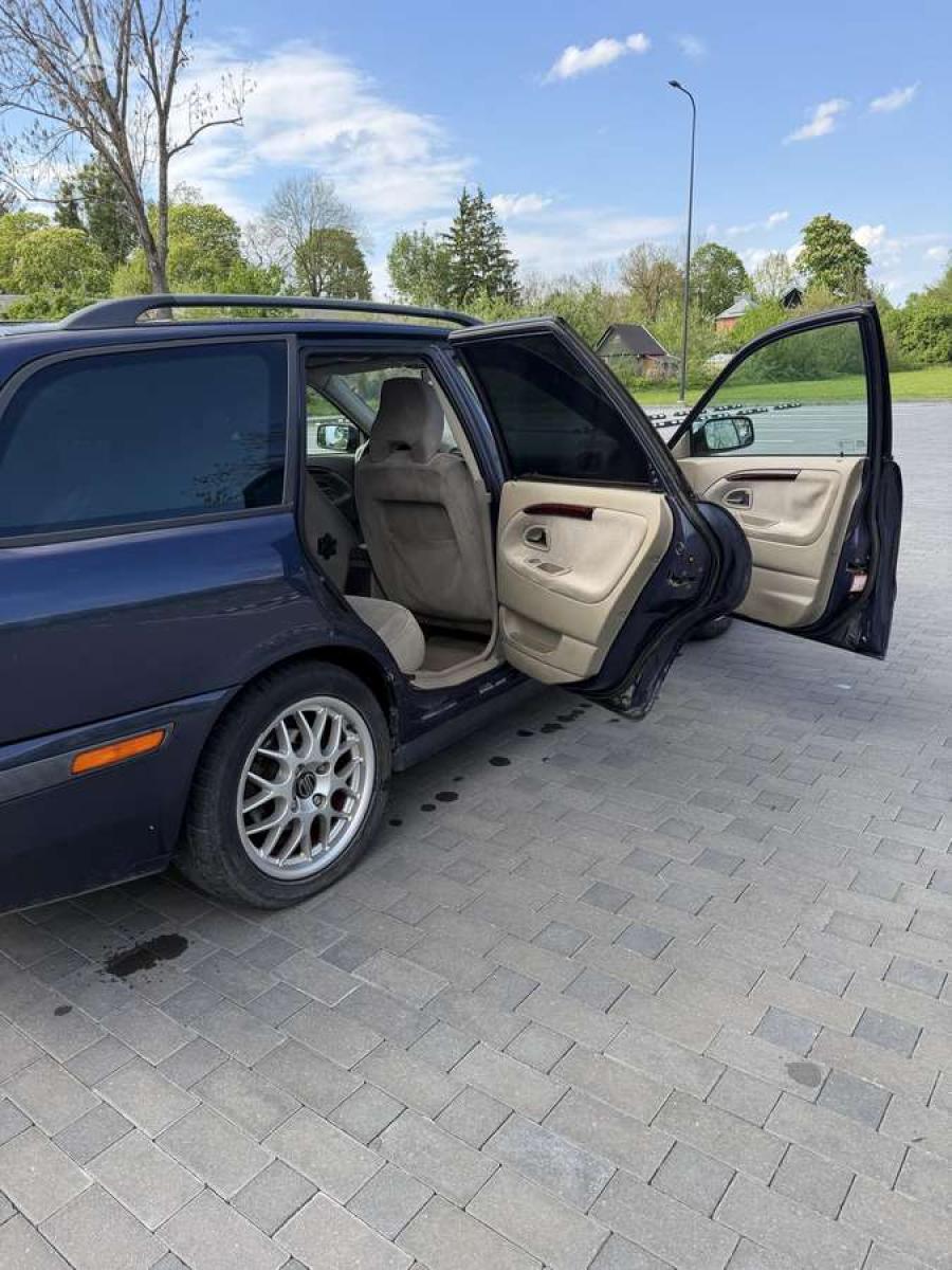Zils Volvo V40 2004 Kauņa, ar dzinēja tilpumu 2.00 L un nobraukumu 245 tūkst. km par 625 €, foto 9 vietnē AUTOMOTO.COM.LV