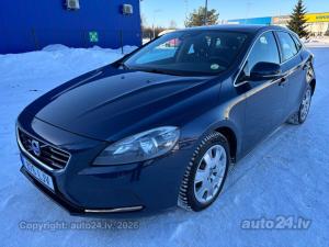 Blue Volvo V40 2014 in Paide, with an engine capacity of 2.00 L and mileage of 345 thousand km for 6890 €, photo  on AUTOMOTO.COM.LV