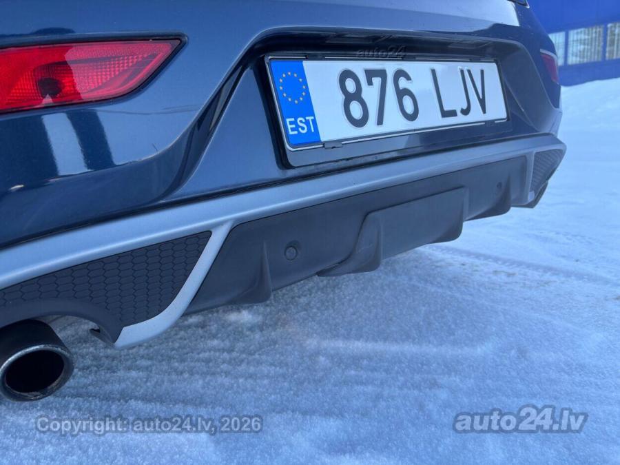 Zils Volvo V40 2014 Paide, ar dzinēja tilpumu 2.00 L un nobraukumu 345 tūkst. km par 6890 €, foto 23 vietnē AUTOMOTO.COM.LV