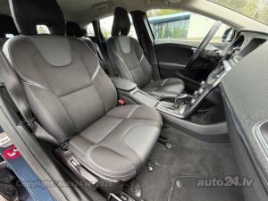 Blue Volvo V40 2014 in Paide, with an engine capacity of 2.00 L and mileage of 216 thousand km for 8290 €, photo 11 on AUTOMOTO.COM.LV