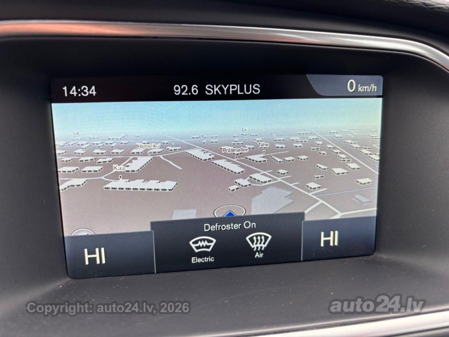 Blue Volvo V40 2014 in Paide, with an engine capacity of 2.00 L and mileage of 216 thousand km for 8290 €, photo 17 on AUTOMOTO.COM.LV