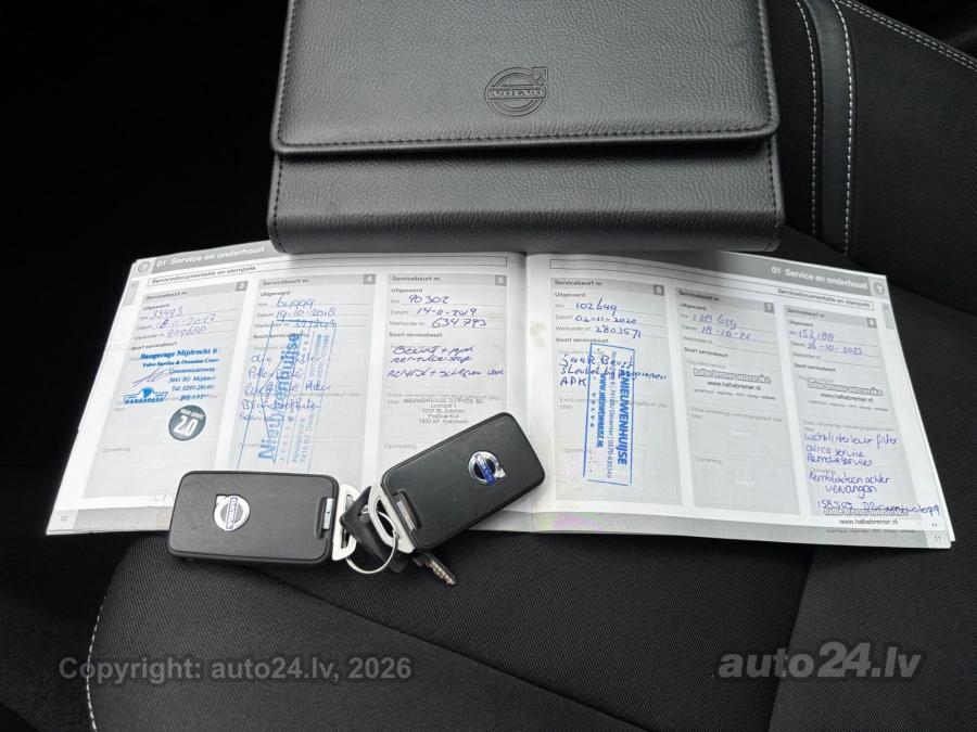 Blue Volvo V40 2014 in Paide, with an engine capacity of 2.00 L and mileage of 216 thousand km for 8290 €, photo 28 on AUTOMOTO.COM.LV