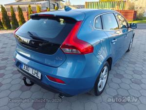 Zils Volvo V40 2014 Paide, ar dzinēja tilpumu 2.00 L un nobraukumu 298 tūkst. km par 6490 €, foto 5 vietnē AUTOMOTO.COM.LV