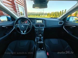 Zils Volvo V40 2014 Paide, ar dzinēja tilpumu 2.00 L un nobraukumu 298 tūkst. km par 6490 €, foto 12 vietnē AUTOMOTO.COM.LV