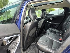 Zils Volvo V40 2014 Tartu, ar dzinēja tilpumu 2.00 L un nobraukumu 305 tūkst. km par 6290 €, foto 12 vietnē AUTOMOTO.COM.LV