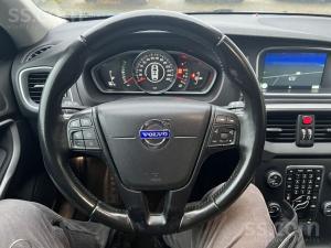 Zils Volvo V40 2015 Talsi, ar dzinēja tilpumu 1.60 L un nobraukumu 229 tūkst. km par 8470 €, foto 12 vietnē AUTOMOTO.COM.LV