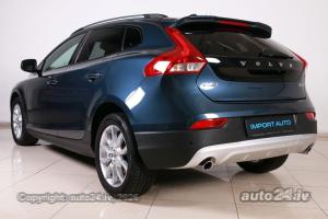 Zils Volvo V40 2016 Pērnava, ar dzinēja tilpumu 2.00 L un nobraukumu 114 tūkst. km par 16990 €, foto 5 vietnē AUTOMOTO.COM.LV