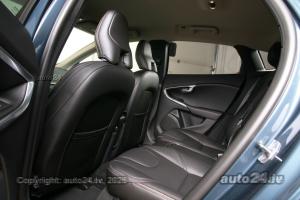 Zils Volvo V40 2016 Pērnava, ar dzinēja tilpumu 2.00 L un nobraukumu 114 tūkst. km par 16990 €, foto 13 vietnē AUTOMOTO.COM.LV