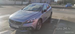 Blue Volvo V40 2017 in Tallinn, with an engine capacity of 2.00 L and mileage of 200 thousand km for 14000 €, photo 6 on AUTOMOTO.COM.LV