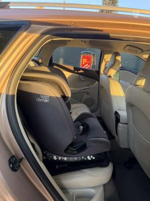 Brown Volvo V40 2014 in Vilnius, with an engine capacity of 1.98 L and mileage of 164 thousand km for 6800 €, photo 12 on AUTOMOTO.COM.LV