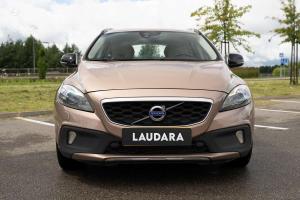 Brown Volvo V40 2014 in Vilnius, with an engine capacity of 1.98 L and mileage of 167 thousand km for 7299 €, photo 11 on AUTOMOTO.COM.LV