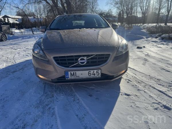 Коричневый Вольво В40 2012 в Кулдига, объемом двигателя 1.60 л и пробегом 245 тыс. км за 6700 €, фото 3 на AUTOMOTO.COM.LV